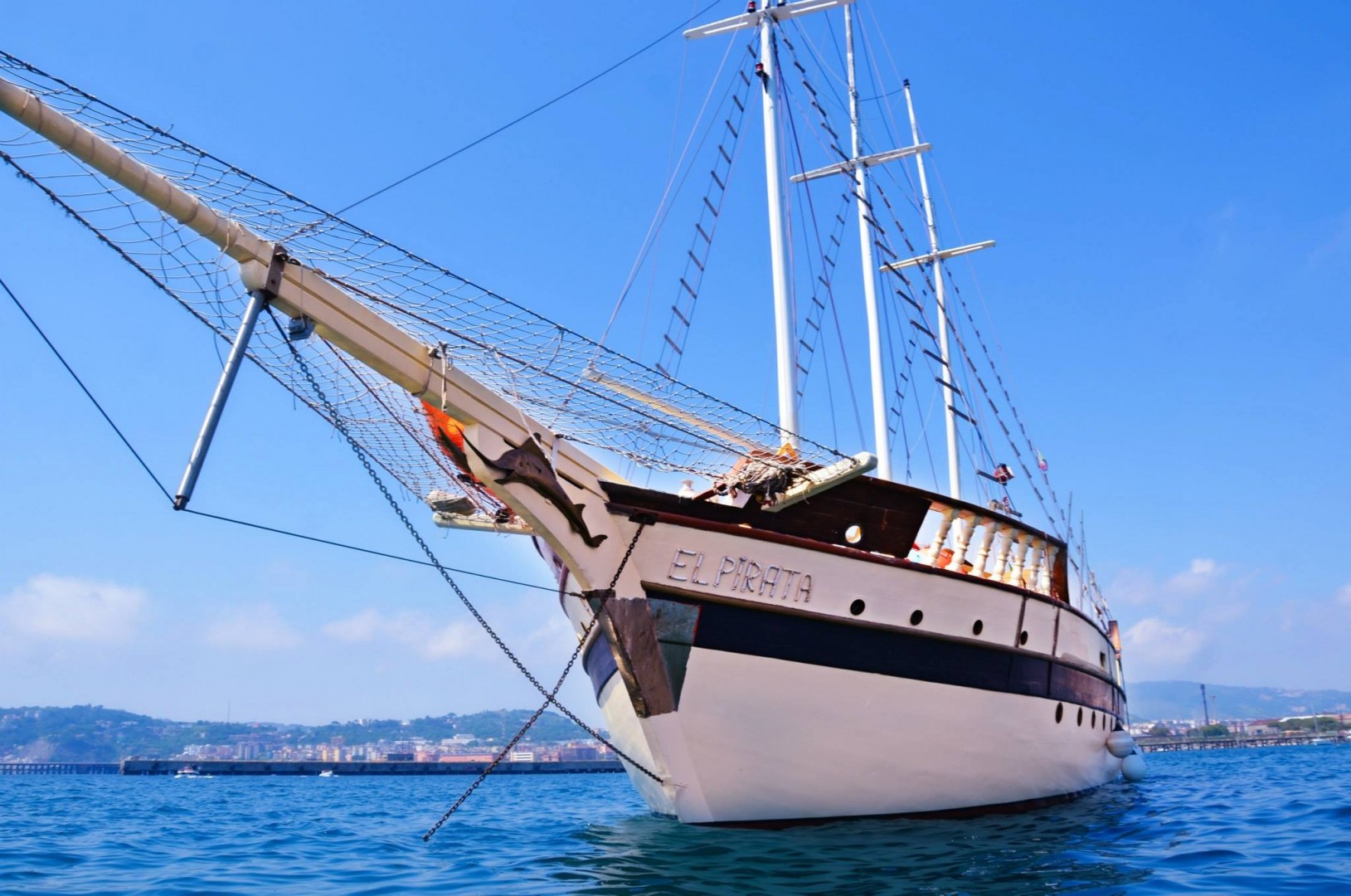 Brigantine sailing trip in Naples - IntersailClub